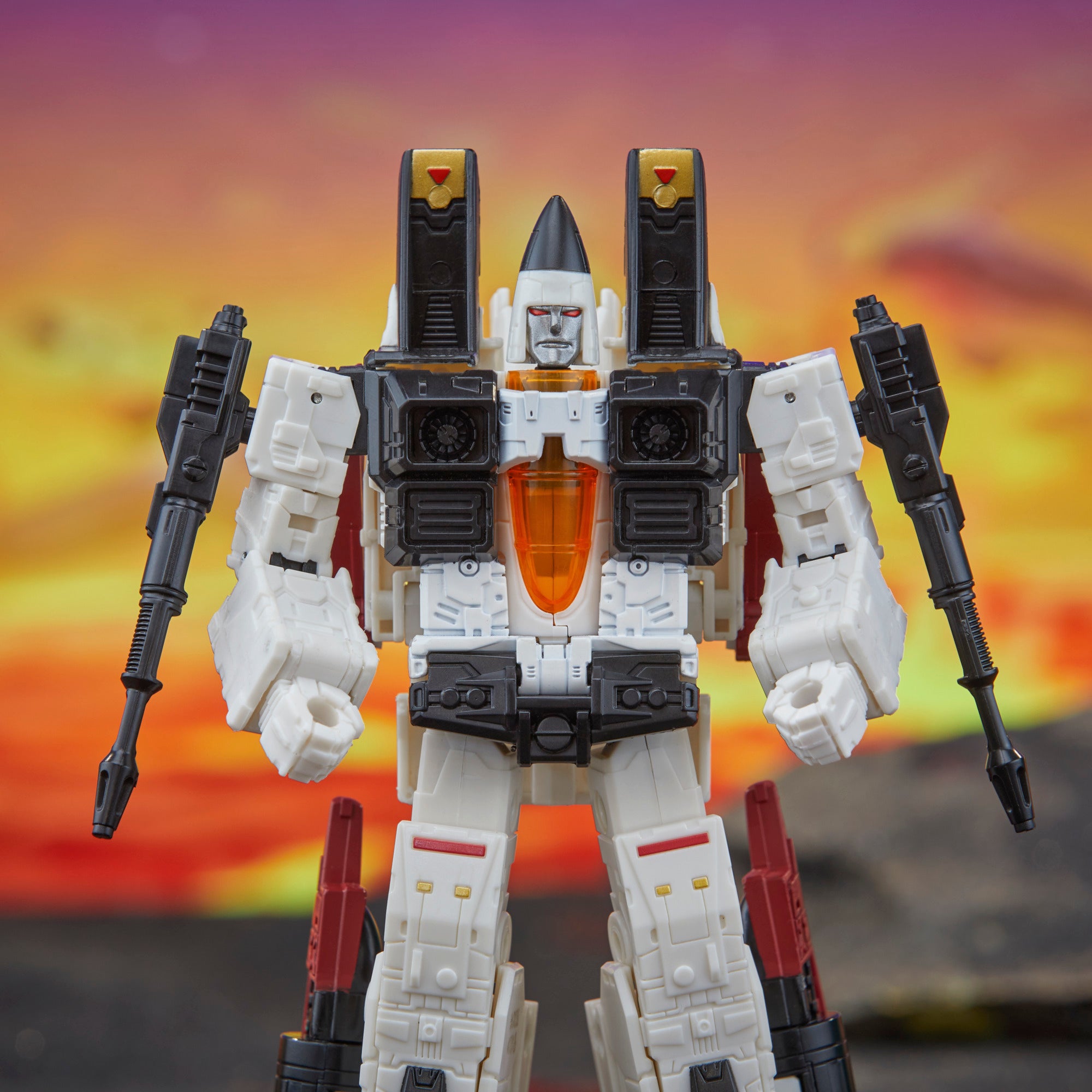 Transformers Legacy United Voyager Class G1 Universe Ramjet – Nerdzoic ...
